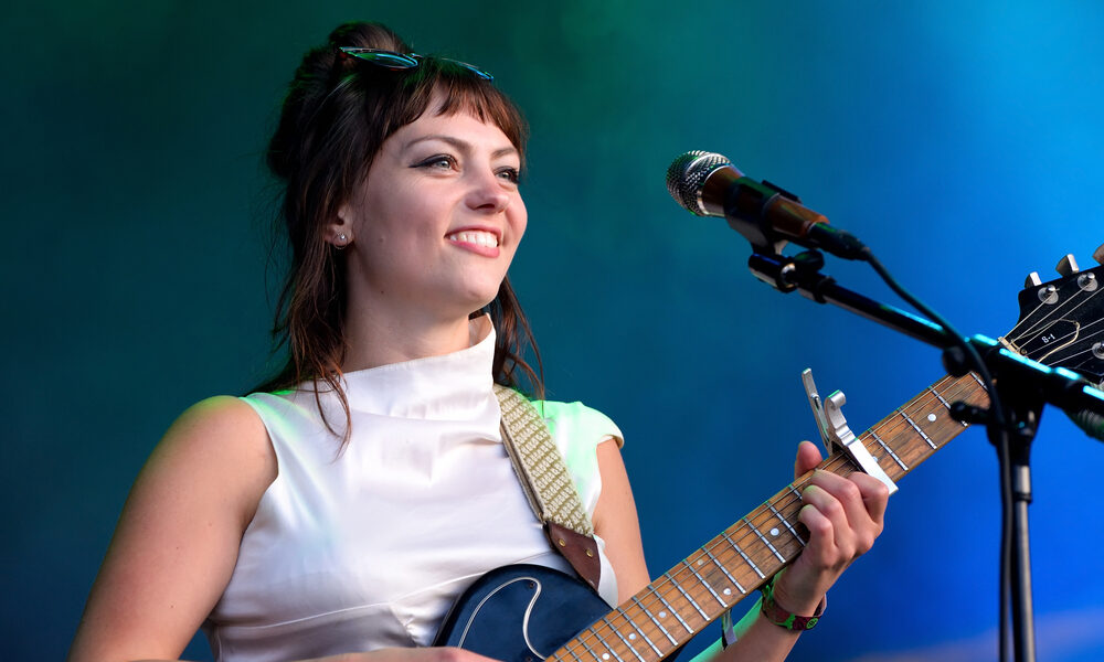 Angel Olsen Covers Lou Reed | Listen - X96